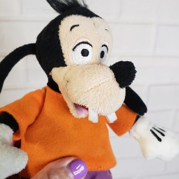 Disney | Toys | Disney Takara Tomy Arts Japan Max Plush 7 Stuffed Toy ...